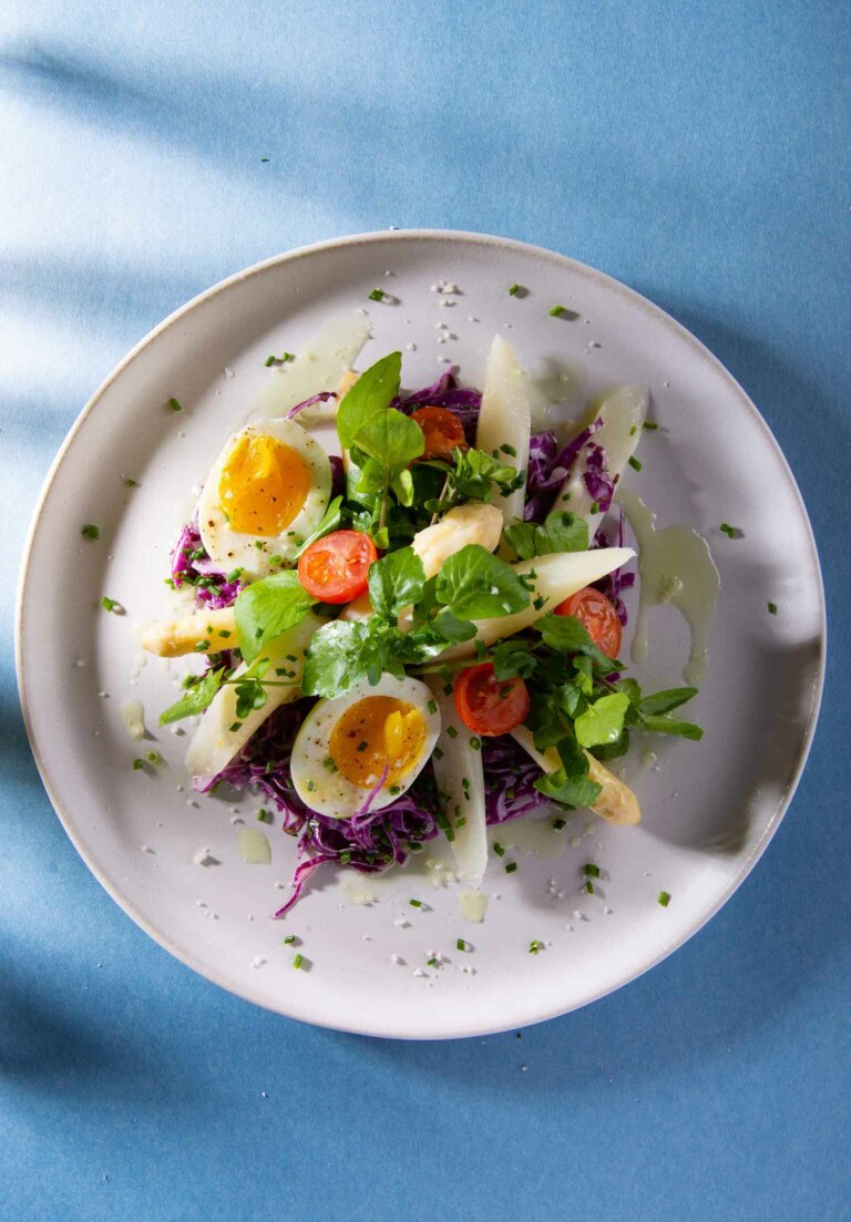 Asperges met rodekoolsalade - Koken met Kennis
